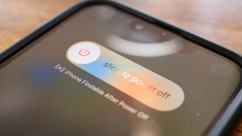 如何修復 iPhone 16 無法關閉問題 - Eksrr.com